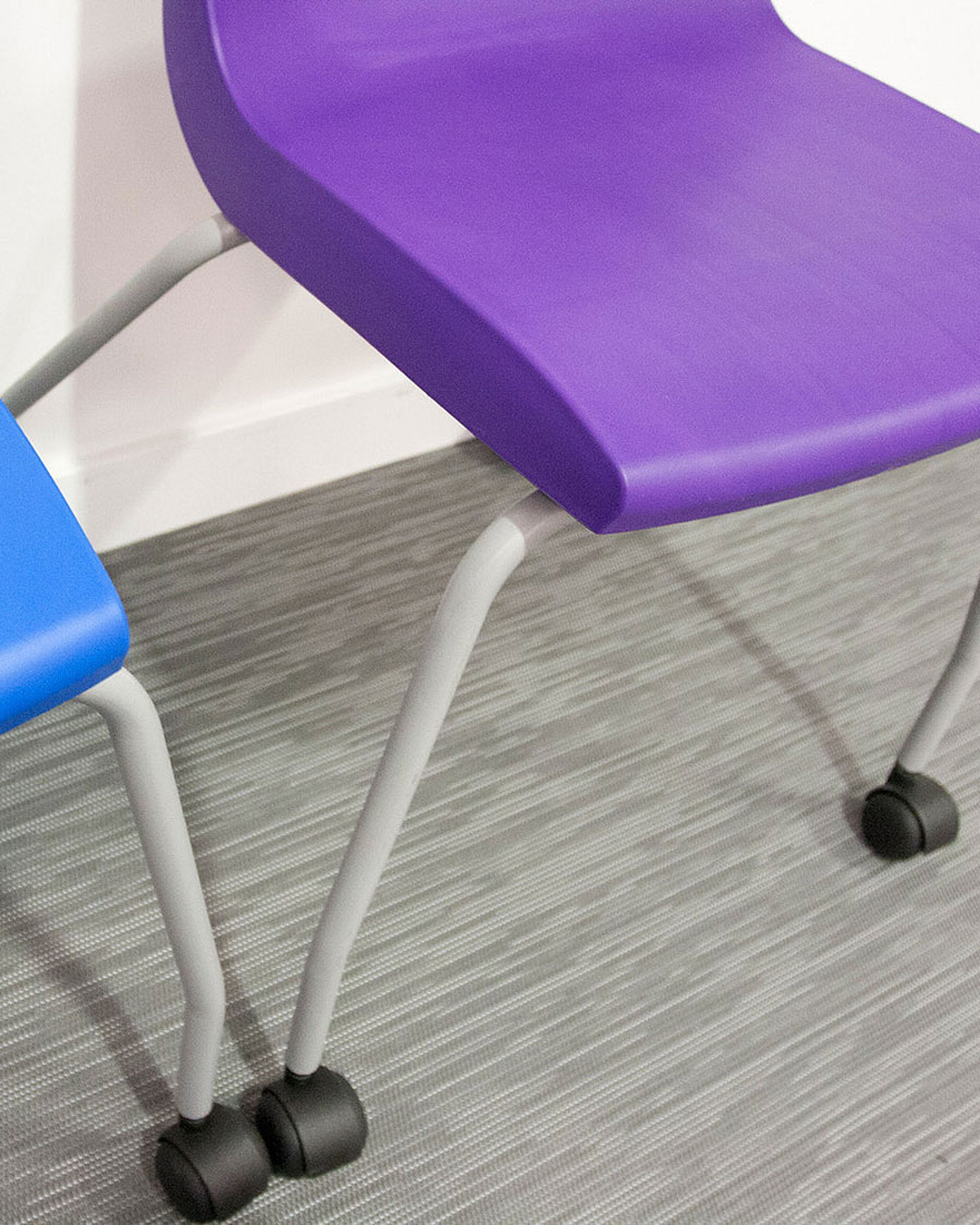 Postura+ 4 Leg Chair + Castors